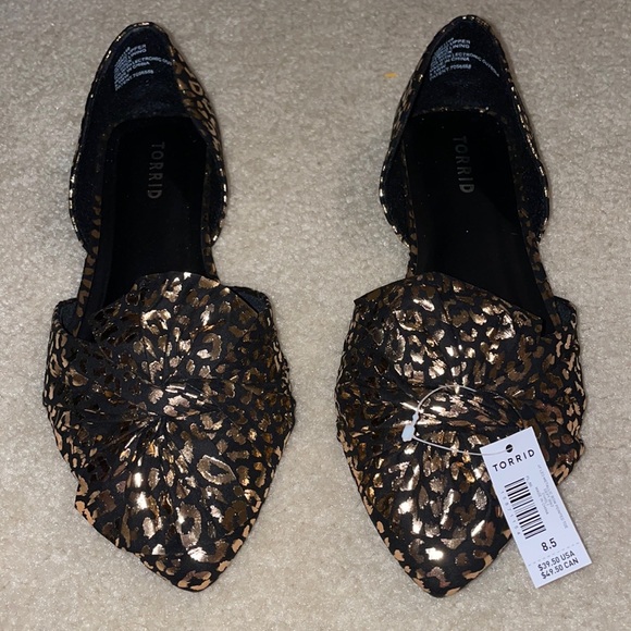 torrid | Shoes | Nwtcute Leopard Print Metallic Bow Pointed Toe Shoes ...